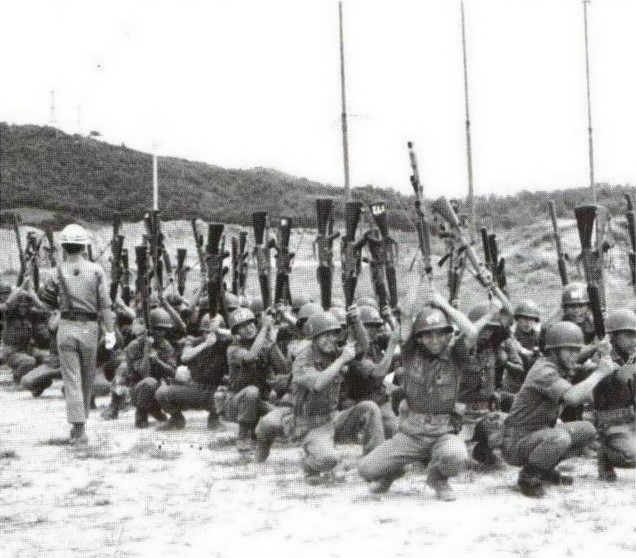 1970년대 군대생활 훈련과 얼차려 네이버 블로그