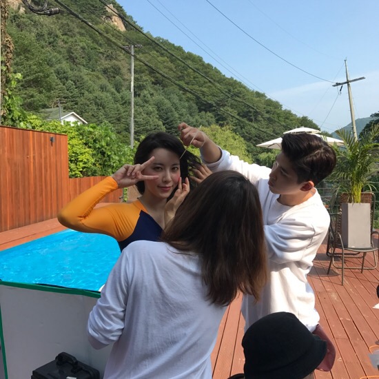 정다솔 (Da Sol Jeong) - 탤런트 _ 2015년 7월 "bnt" 화보, 상반신 누드, 래쉬가드 .. 화보 : 네이버 블로그