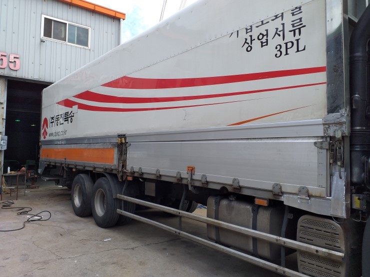 윙바디수리윙바디저렴하게수리는곳윙바디사이드레일윙바디용접경남윙바디수리김해윙바디수리경남윙바디수리저럼하게하는곳따봉특장차수리윙바디수리전문특장차수리전문특장차수리