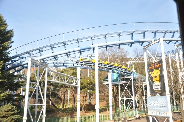 [서울랜드] 은하열차 888(double loop coaster), 롤러코스터(미래의나라)! : 20181201 : 네이버 블로그