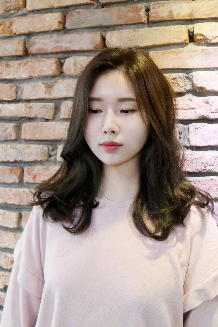 긴머리염색 봄염색은 애쉬카키브라운으로♥ 아베다염색약상수미용실 리파이너리 네이버 블로그