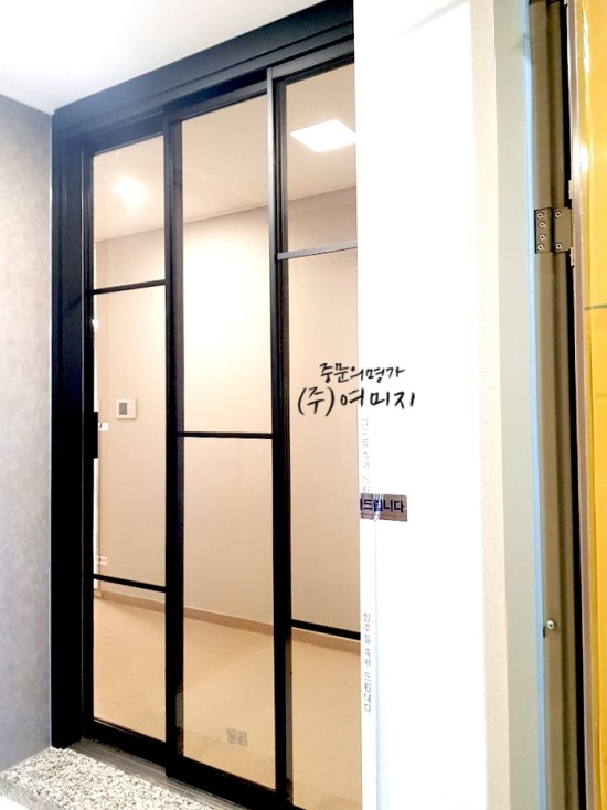 동탄 여미지 용인 성복 3연동 초슬림18바블랙8구띠브론즈강화유리 동탄 중문 전문업체 네이버 블로그