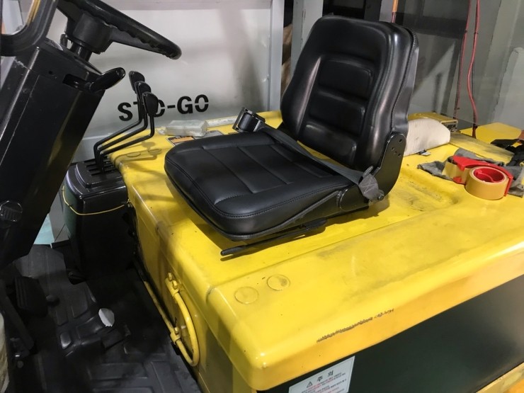 경기도 화성시 팔탄면 소재 S업체 지게차 의자시트 수리 삼성플러스배터리 지게차박사 중고지게차배터리 중고지게차매입 지게차배터리판매 지게차타이어 지게차수리 네이버 블로그