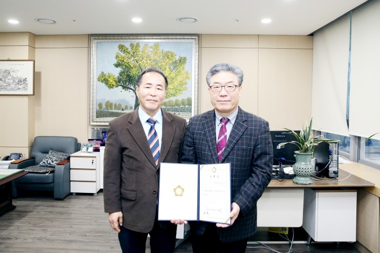 시사프리신문 ﻿도봉구의회 최민수 입법고문 신규 위촉