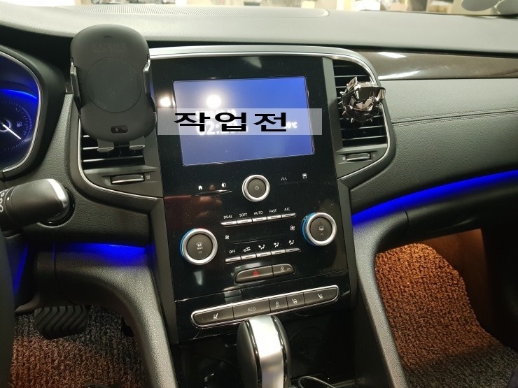 SM6 S-LINK 7인치에서 8.7인치로 업그레이드 작업 - 코스모모터스 : 네이버 블로그