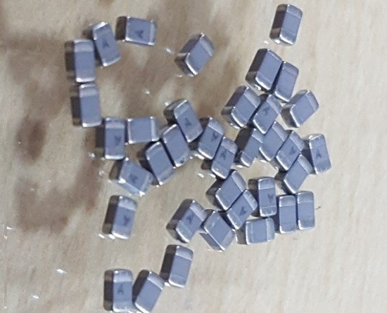 Size:3225(1210). 3216(1206). 2012(0805). 1608(0603). 1005(0402) MLCC ...