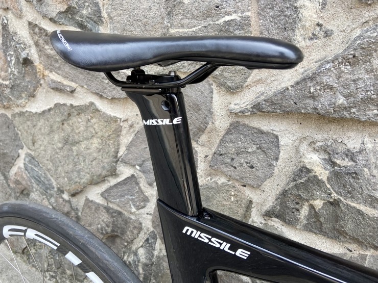 인터프로 미사일 카본 트랙 프레임셋 패스트포워드 카본 트랙 휠셋 시마노 듀라에이스 옥타링크 크랭크셋 ZIPP 코메트 컴포넌트 ...