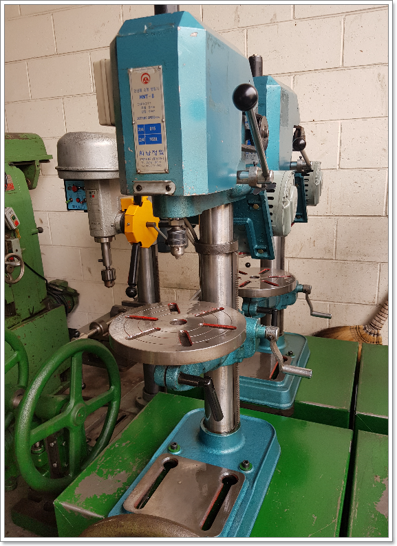 중고자동탭핑기,소형탭핑기 모델명 : HMT-8 CDT-300 두리기계상사 입니다 : 네이버 블로그