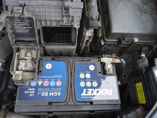 현대 산타페DM ISG기능 로케트 AGM80 오치매장방문 교체 ==> 광주북구밧데리할인매장 : 네이버 블로그