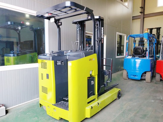 클라크 2.5톤 리치 중고 전동지게차 판매 / CRX25 2015년식 5M인상 3단마스트 상태우수 : 네이버 블로그