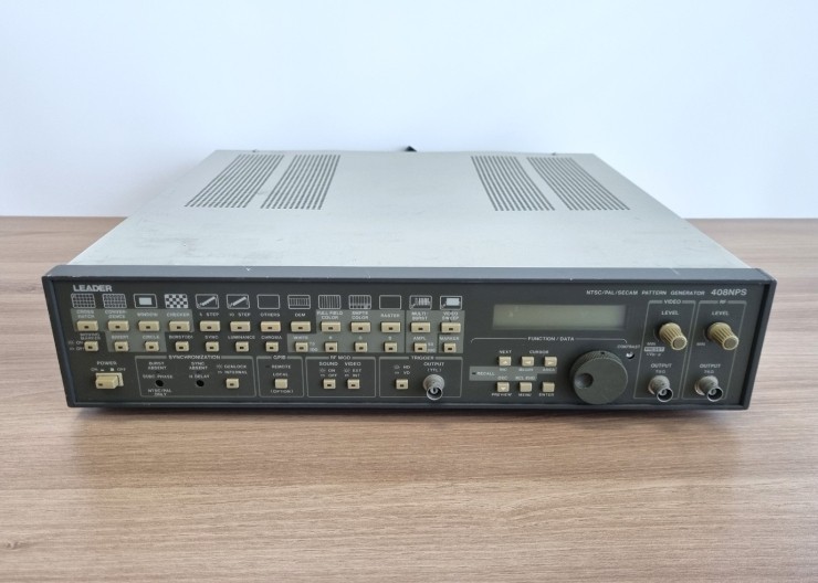패턴제너레이터 판매-Leader 408NPS NTSC/PAL/SECAM Pattern Generator, CCTV/보안카메라 직접생산 검사설비 : 네이버 블로그