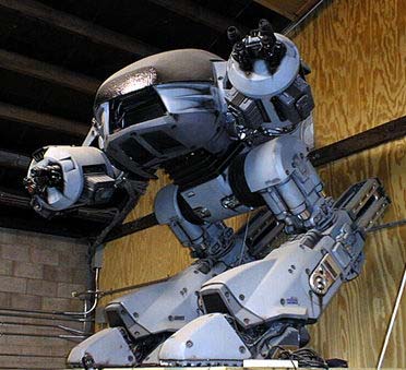 ED 209(Enforcement Droid 209) - IN 'ROBOCOP-I,II' 2004/09/14 (화) 22:50 ...