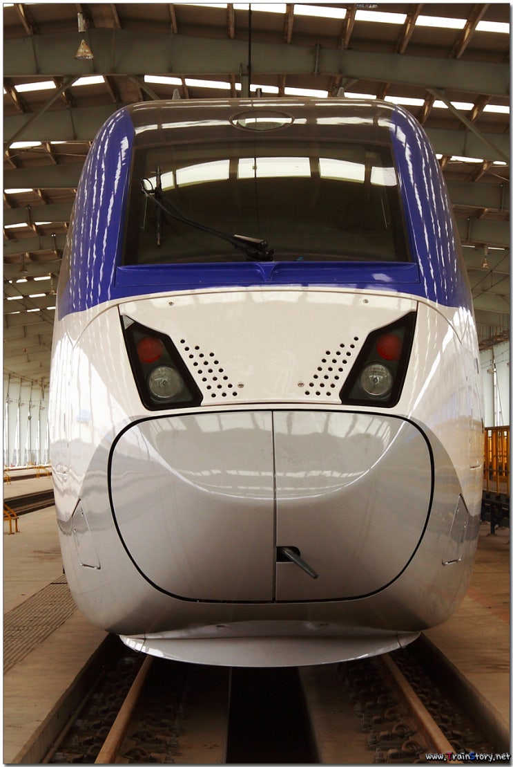 한국형고속열차 KTX-II 모습을 드러내다. : 네이버 블로그